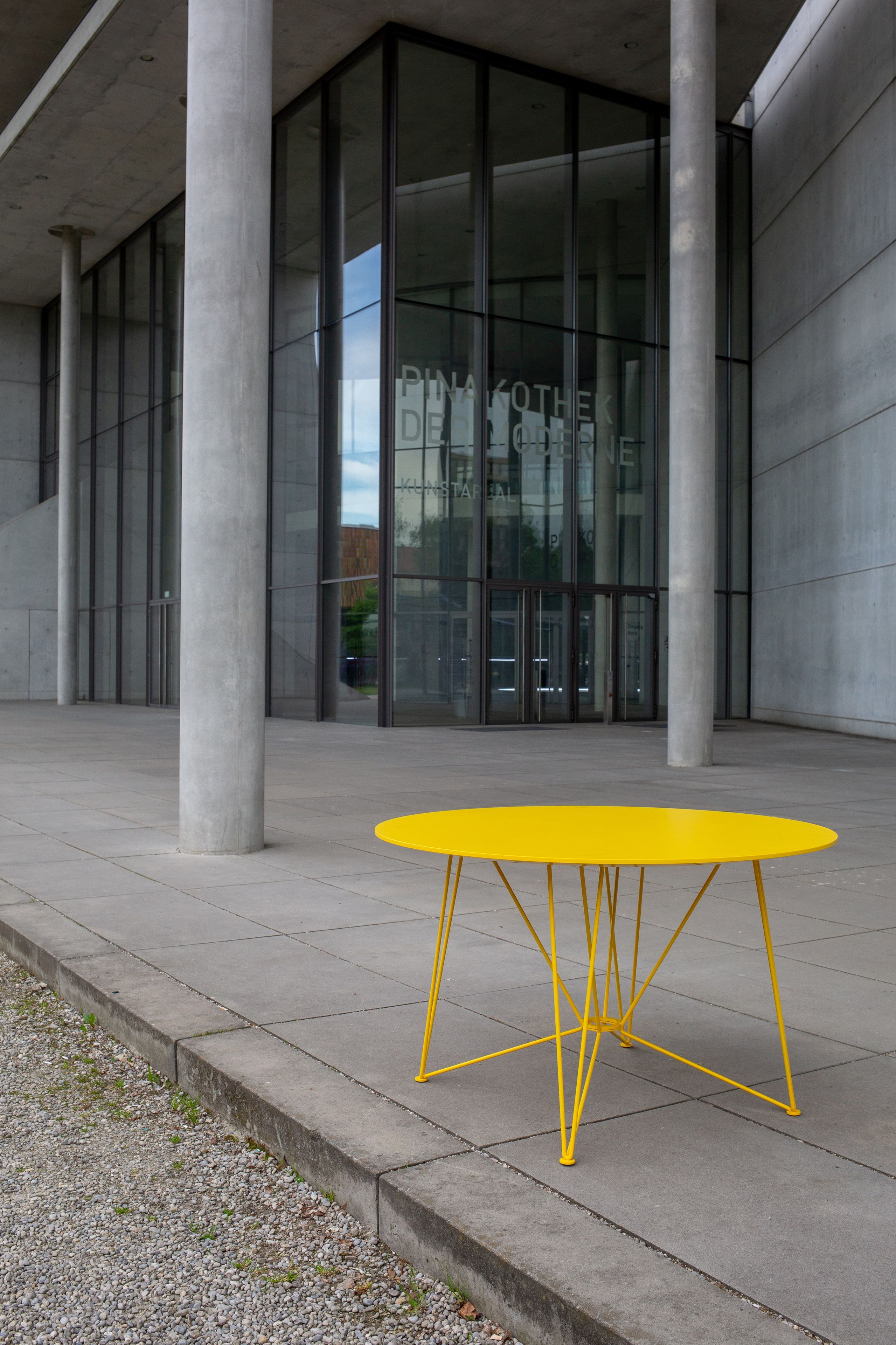 RING TABLE MDF Table By Acapulco