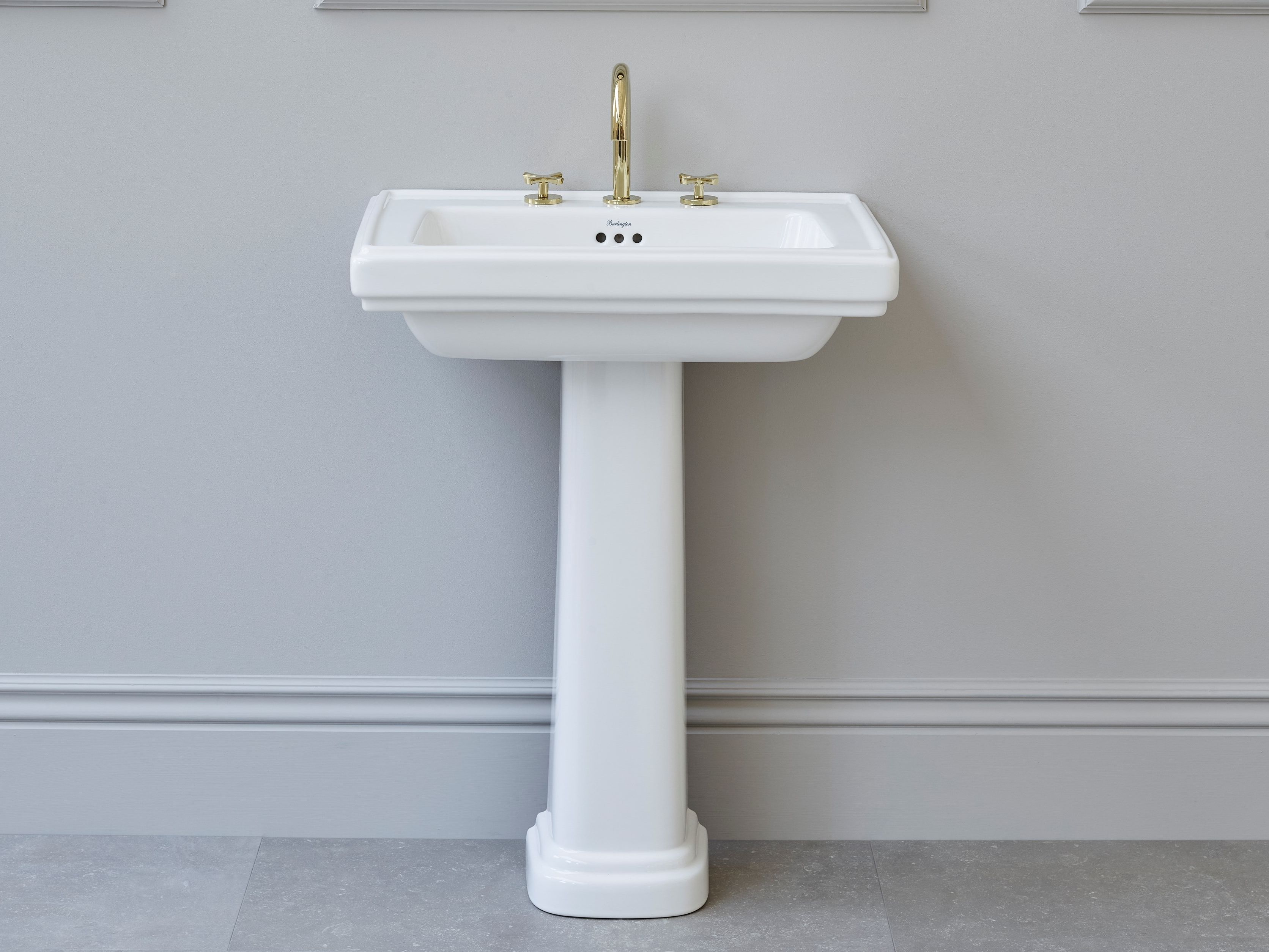 RIVIERA | Single washbasin 580mm Pedestal Basin By Burlington Bathrooms
