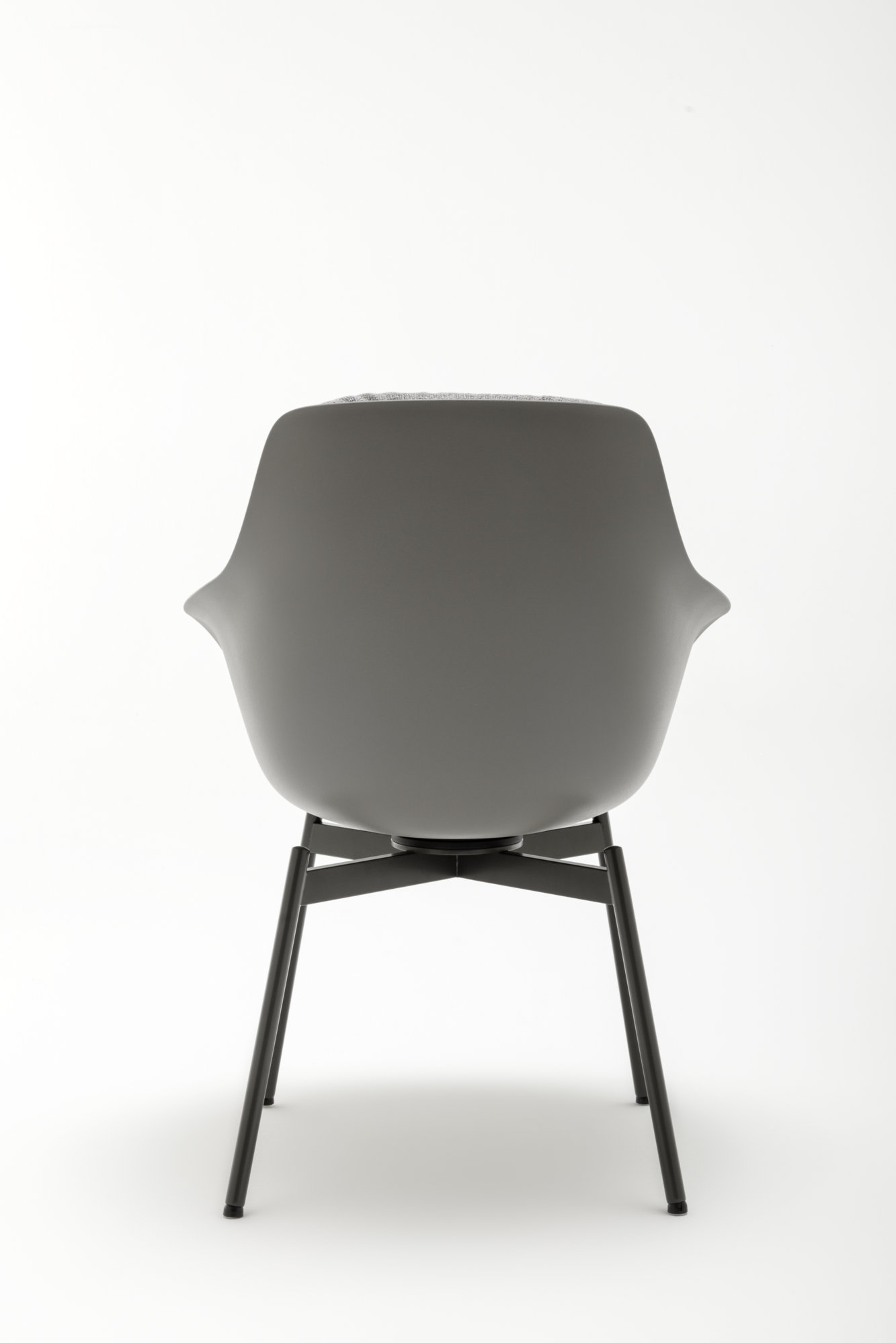 ROLF BENZ 600 | Chair Chair with armrests By Rolf Benz | design ...