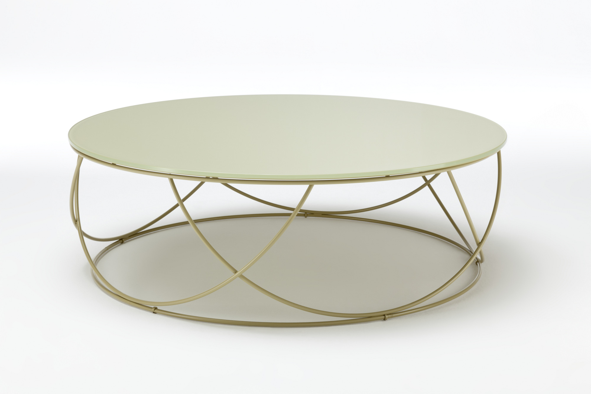 ROLF BENZ 8770 | Low coffee table By Rolf Benz design Annette Lang