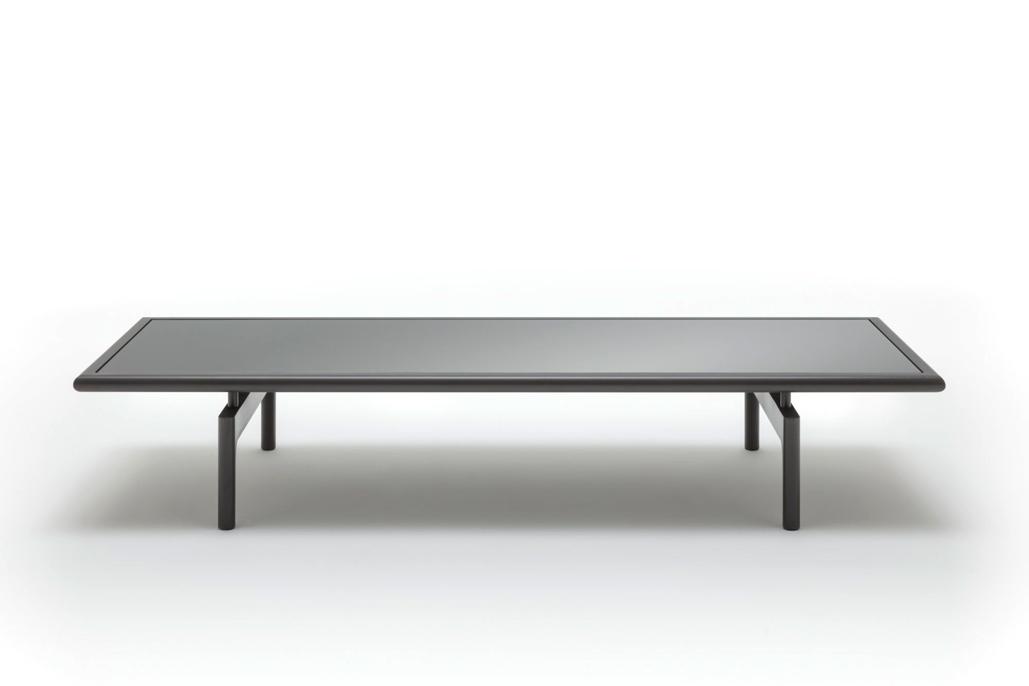ROLF BENZ 901 | Rectangular coffee table By Rolf Benz design Luca Nichetto