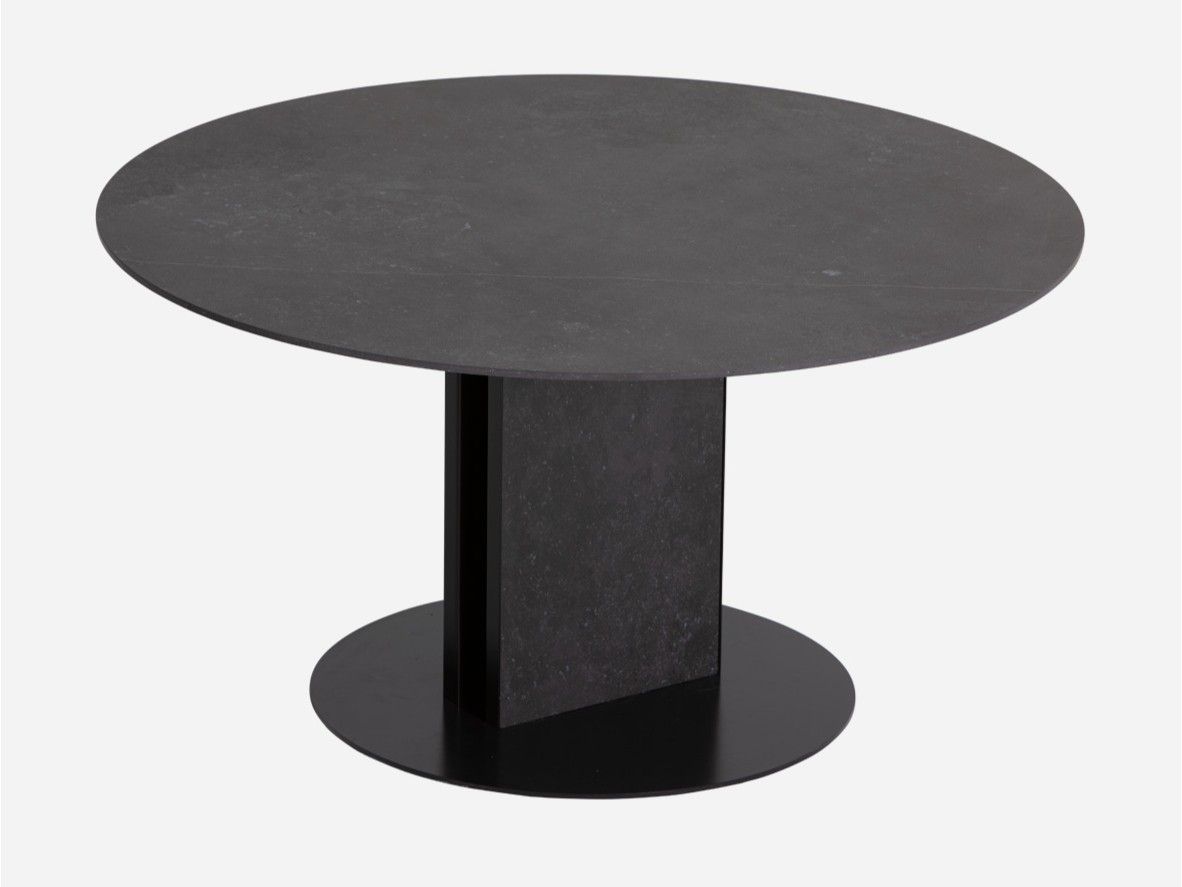 SANDWICH | Dekton® table Round Dekton® table By Vergés | design UNTALLER
