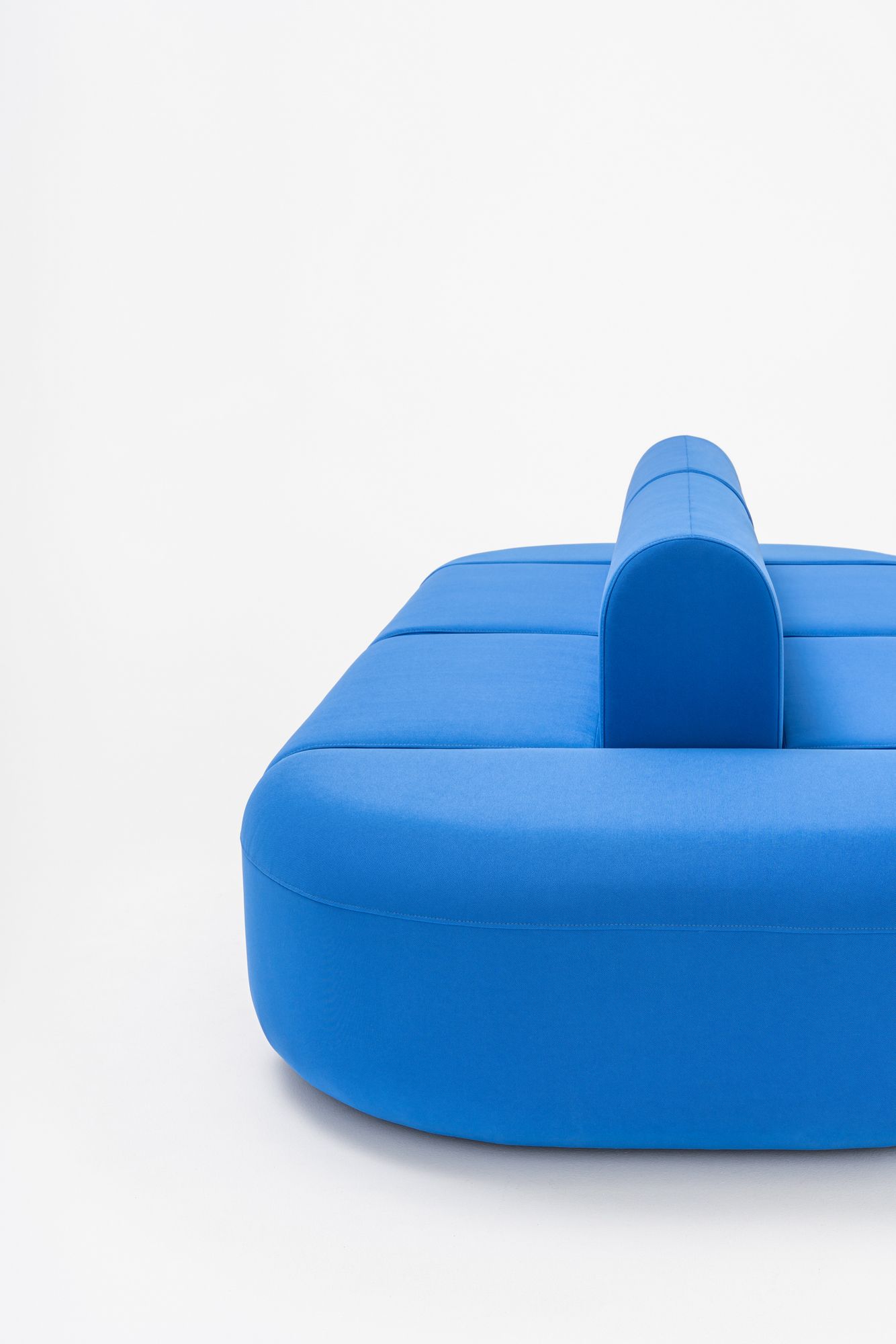 ARTIKO Modular double-sided fabric sofa By MDD