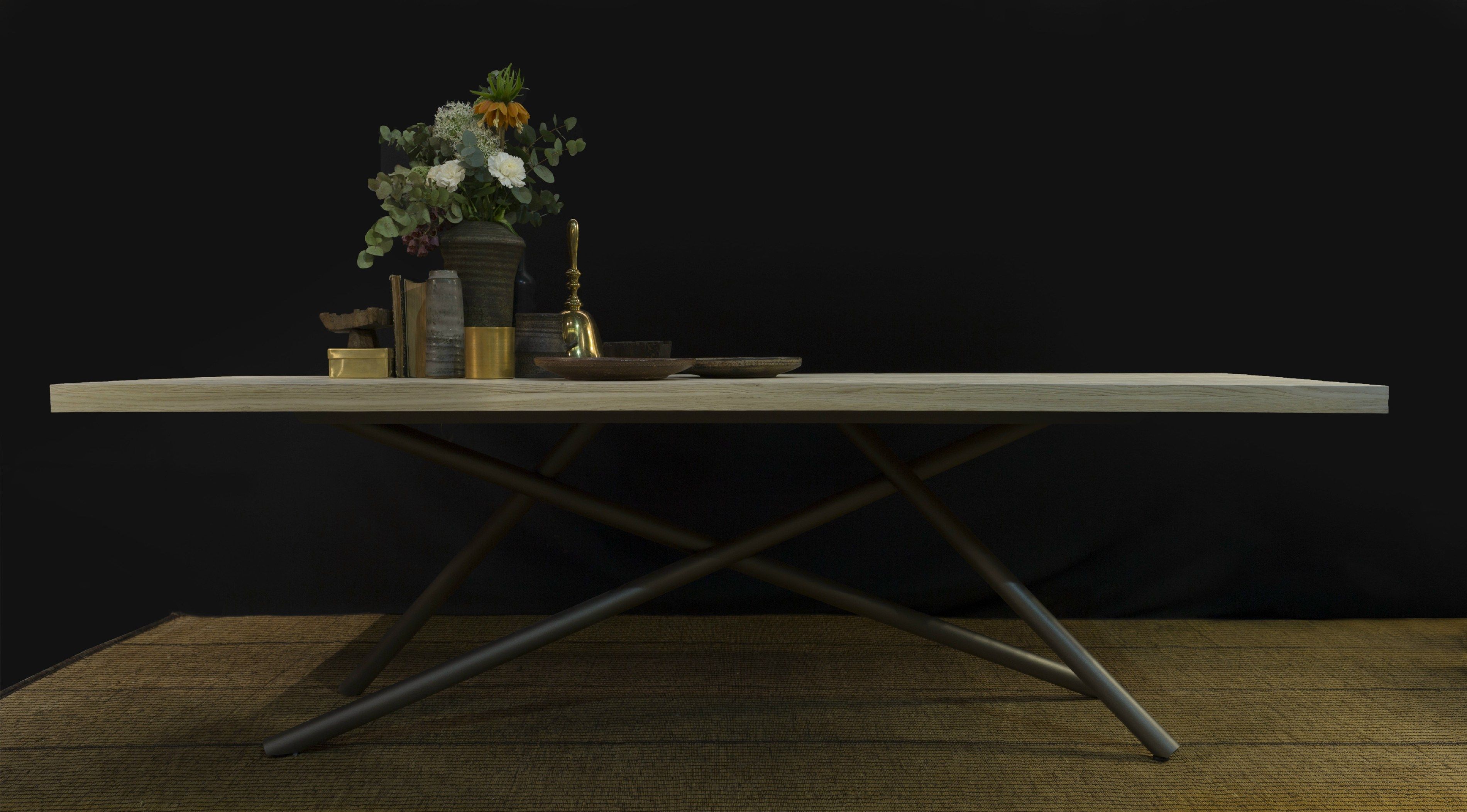 SHANGHAI Table By EmmeBi | design Pietro Arosio