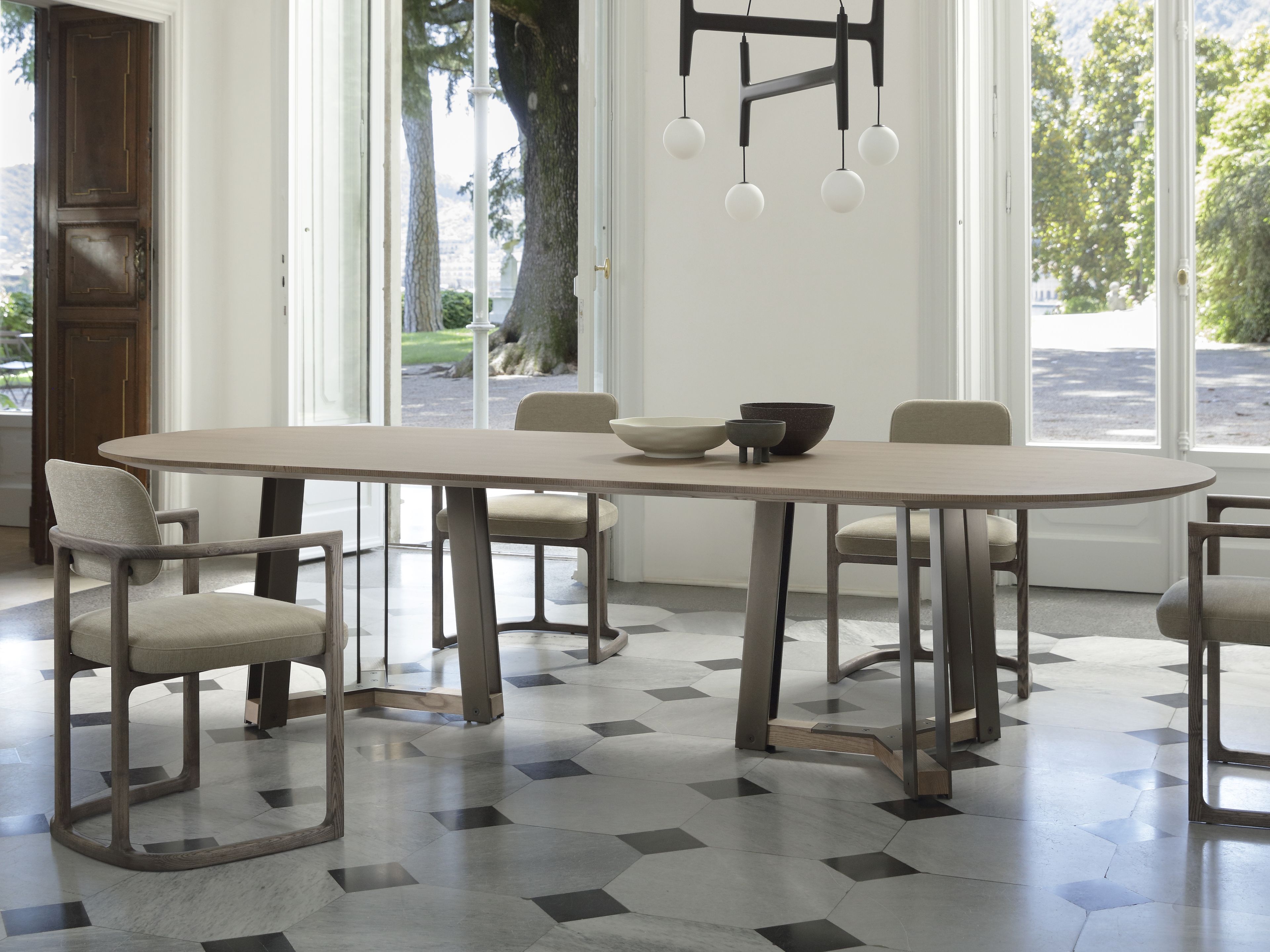SHIBUMI | Oval table Twenty Collection By Porada
