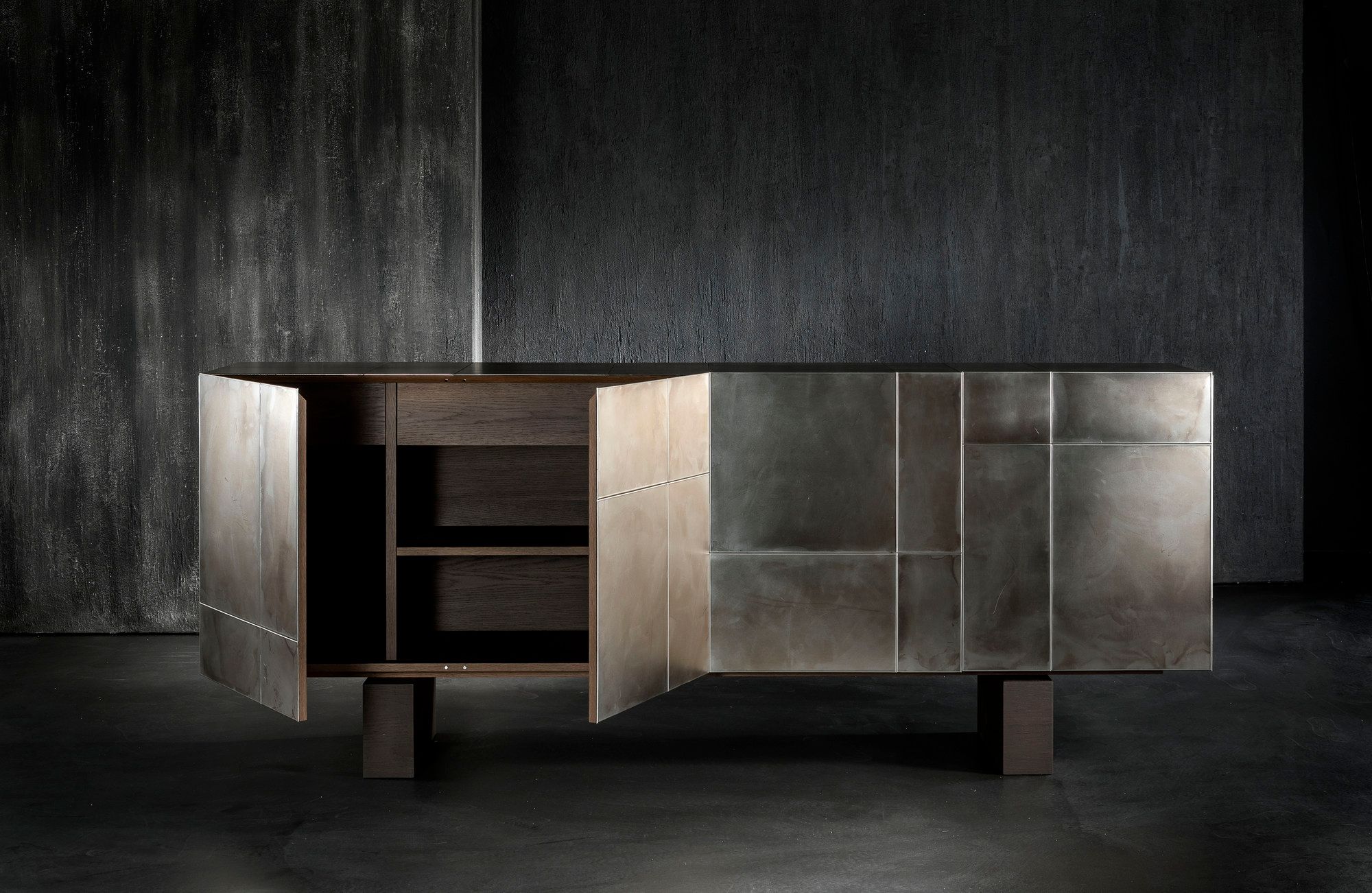 SLIM SIDE HIGH Metal sideboard with doors By Henge | design Massimo ...