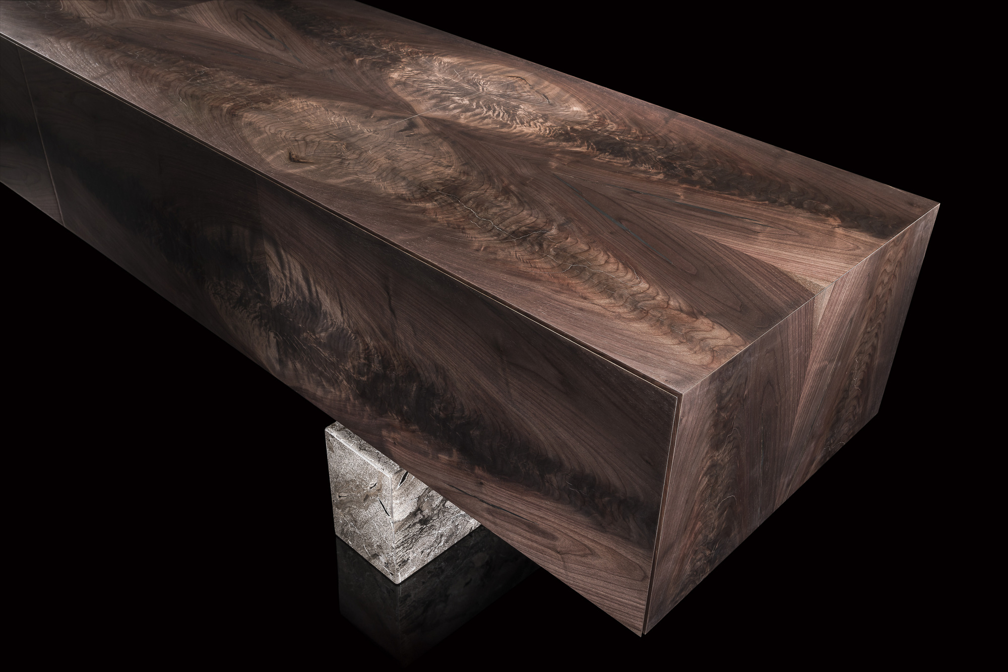SLIM SIDE | Madia in legno massello Collezione Slim Side By Henge ...