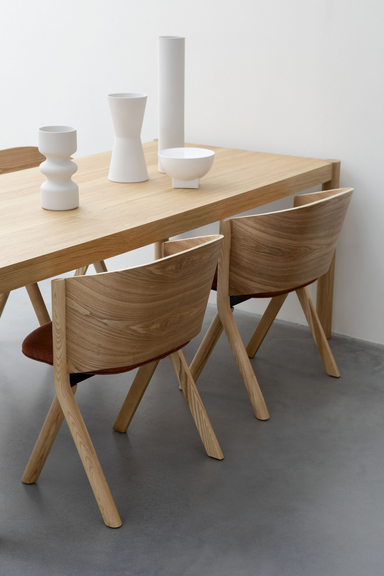 STICKS Rectangular oak dining table By banne | design Lex Pott