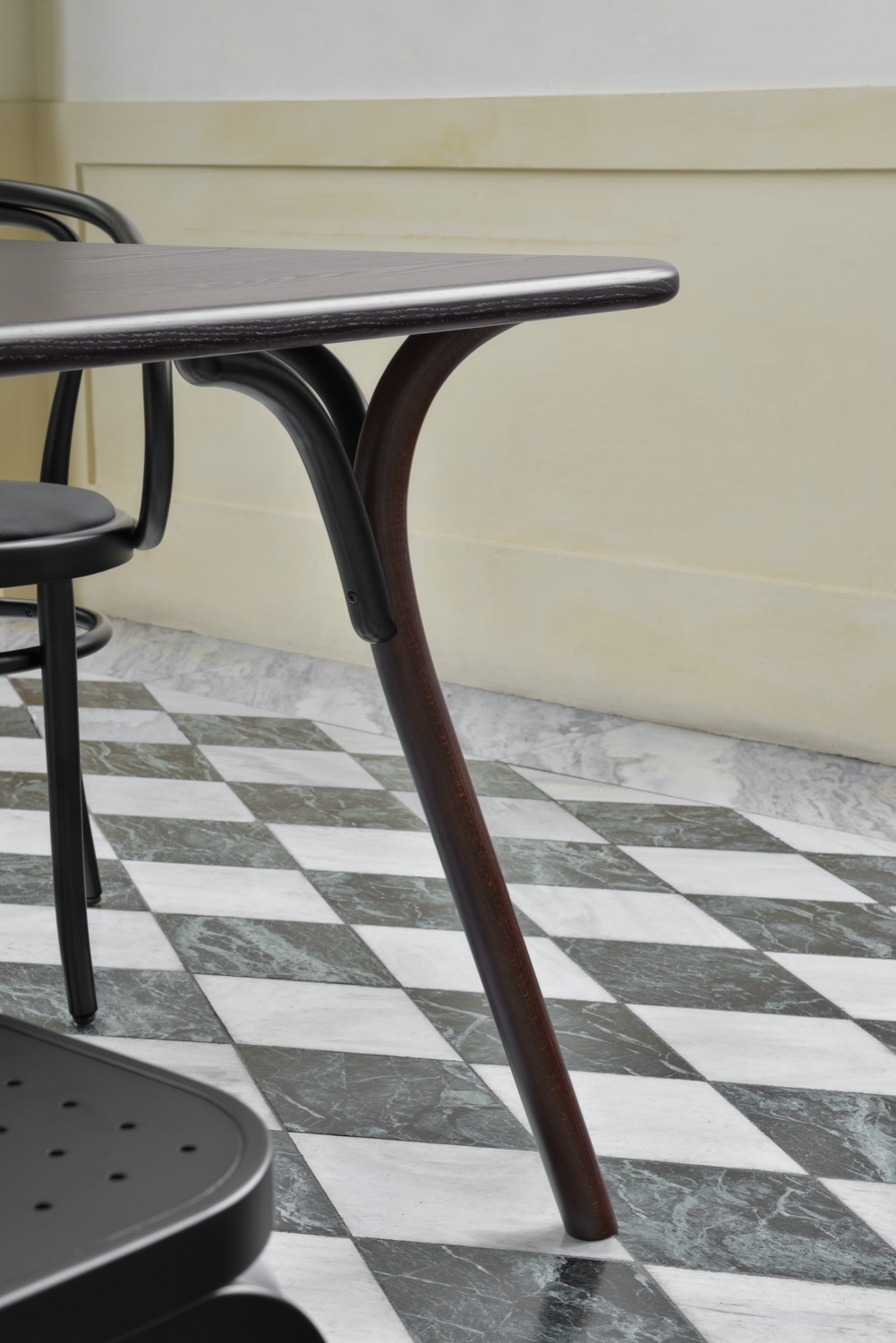 POSTSPARKASSE Beech stool By Wiener GTV Design | design Otto Wagner