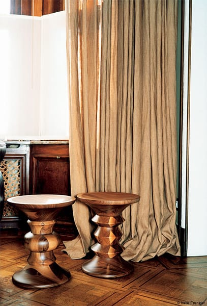 STOOLS A Wooden stool / coffee table By Vitra | design Charles & Ray Eames