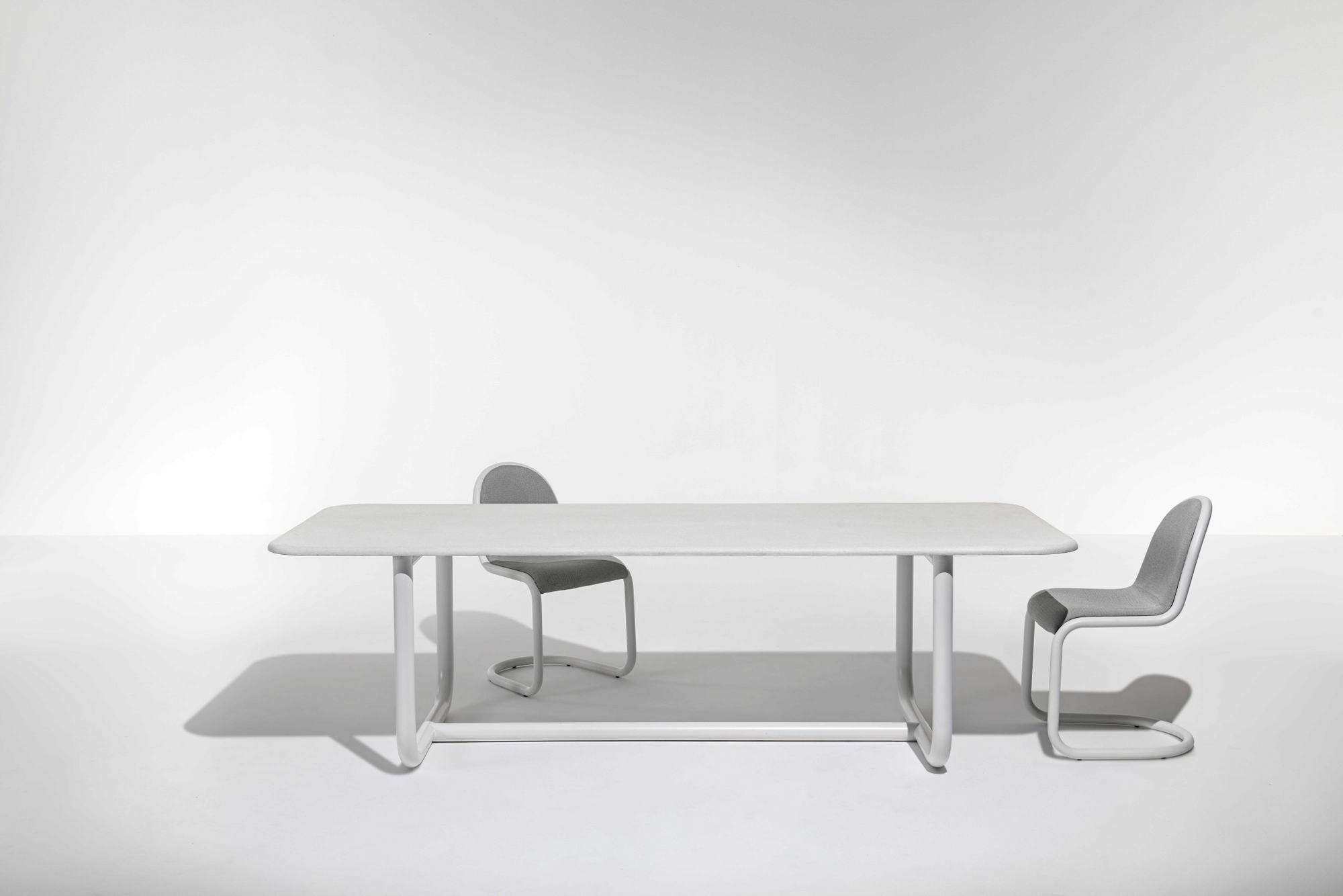 STRONG Sled base steel chair with integrated cushion By Desalto ...