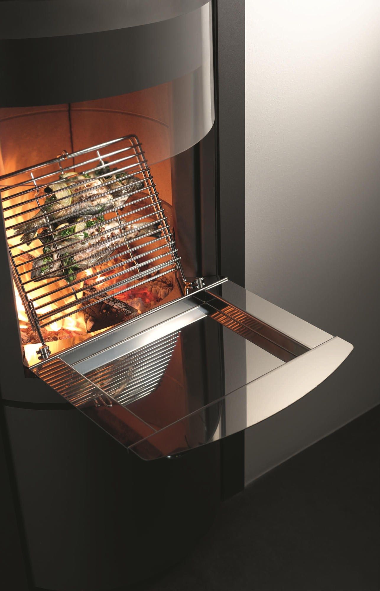 Wood-burning swivel stainless steel stove with Thermal Accumulation ...