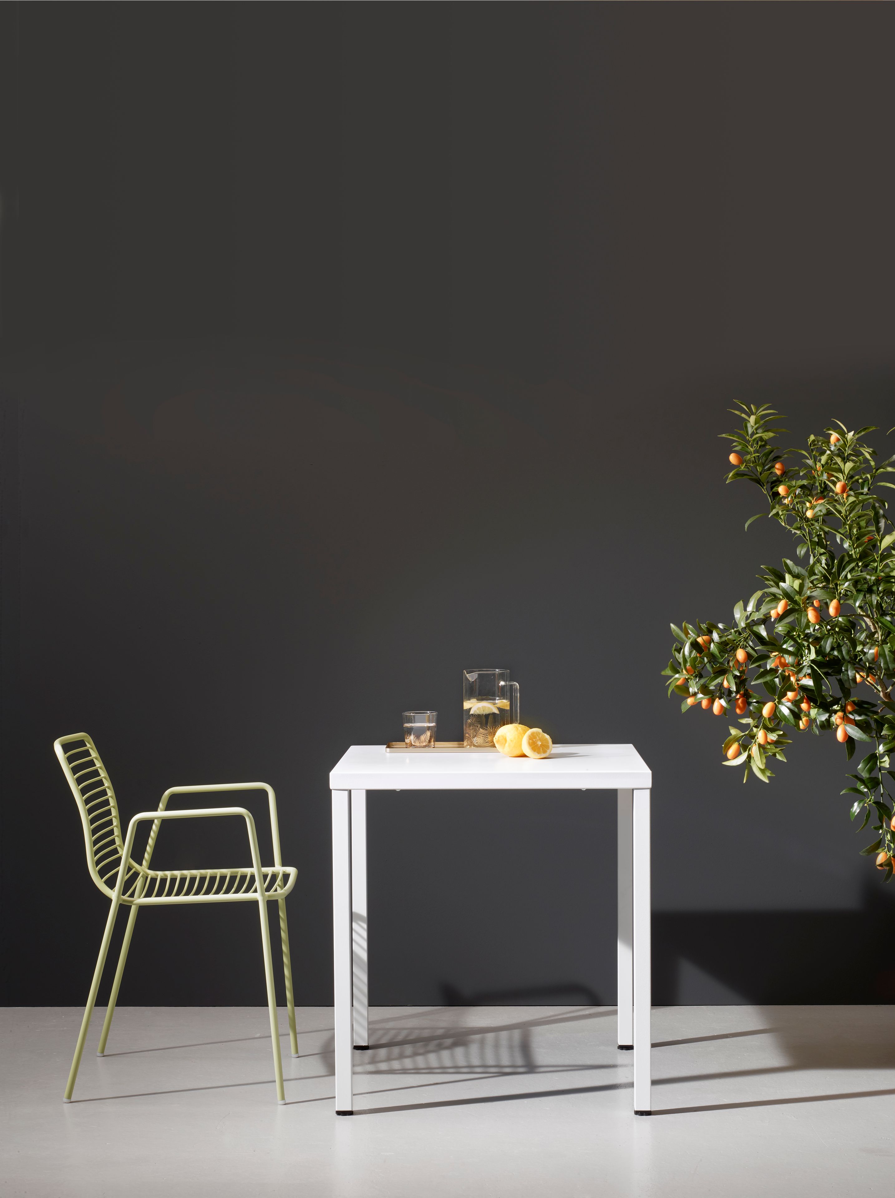 SUMMER | Square table Summer Collection By SCAB DESIGN