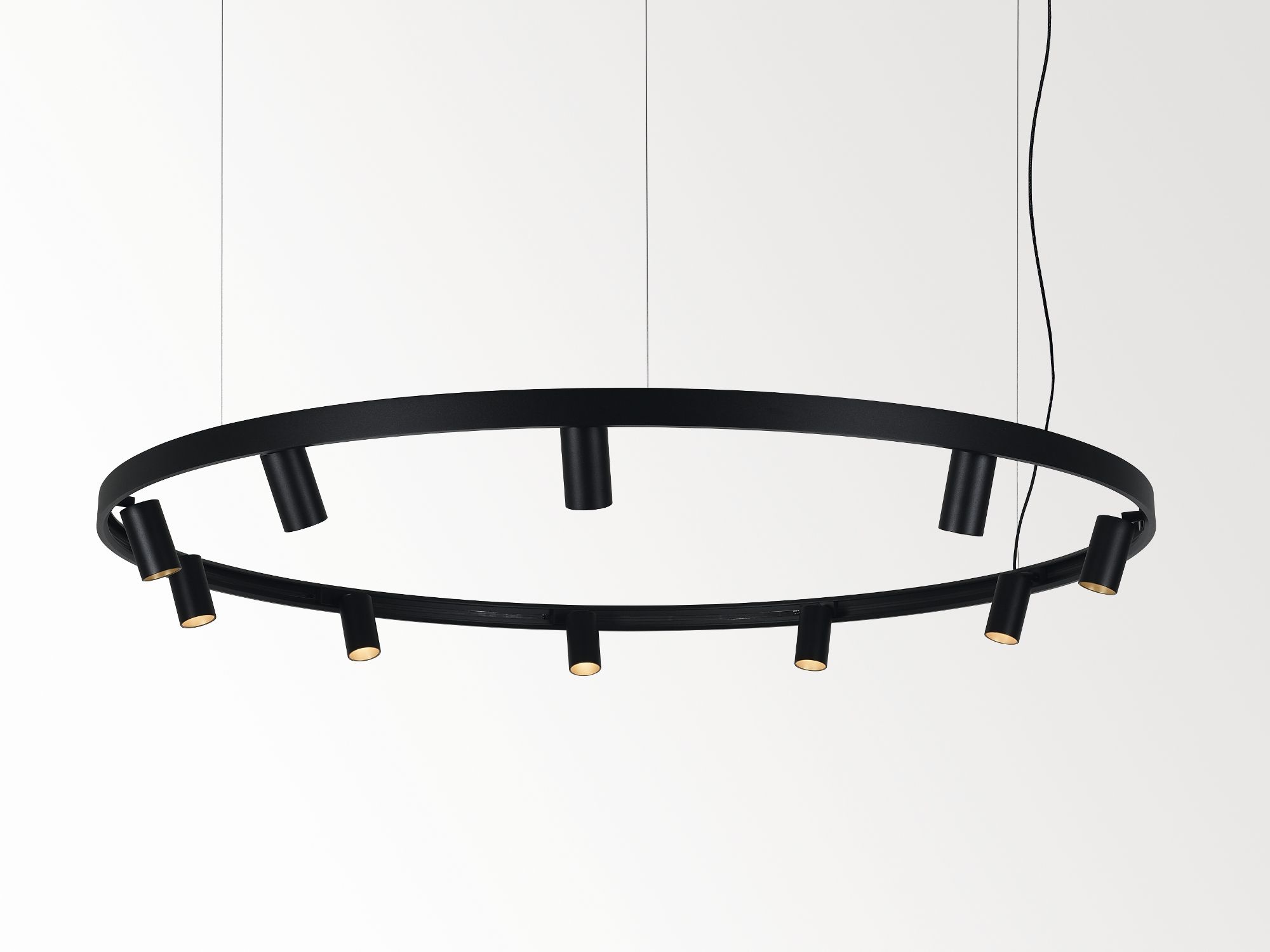 SUPERLOOP MDL LED pendant lamp By Delta Light