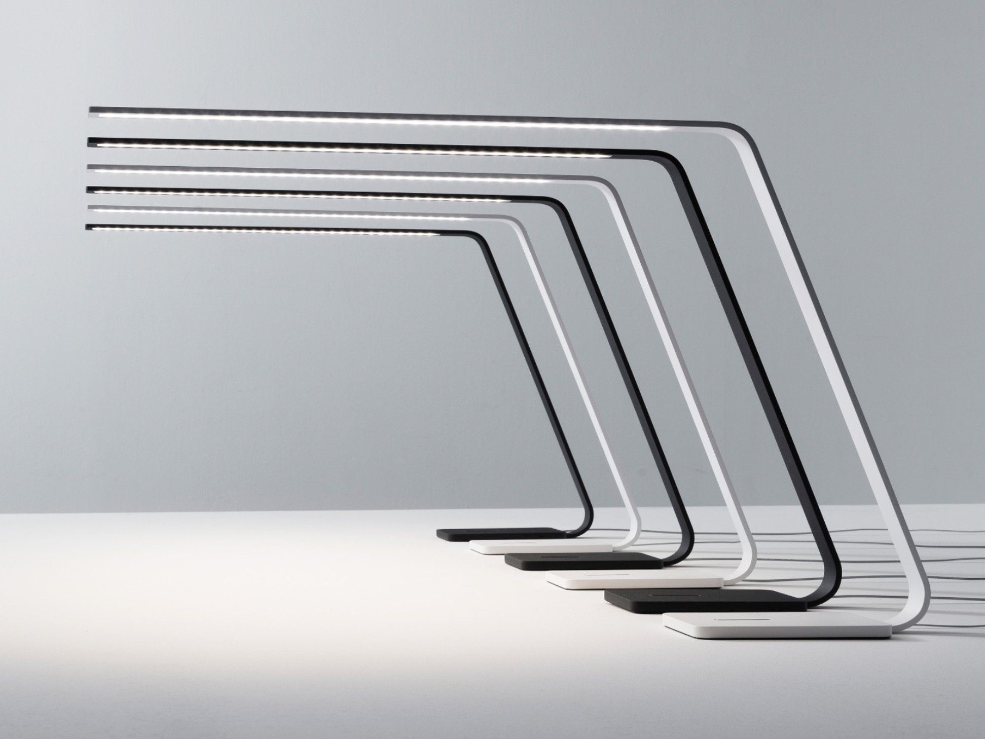LAMA LED aluminium table lamp By Stilnovo | design Mirco Crosatto
