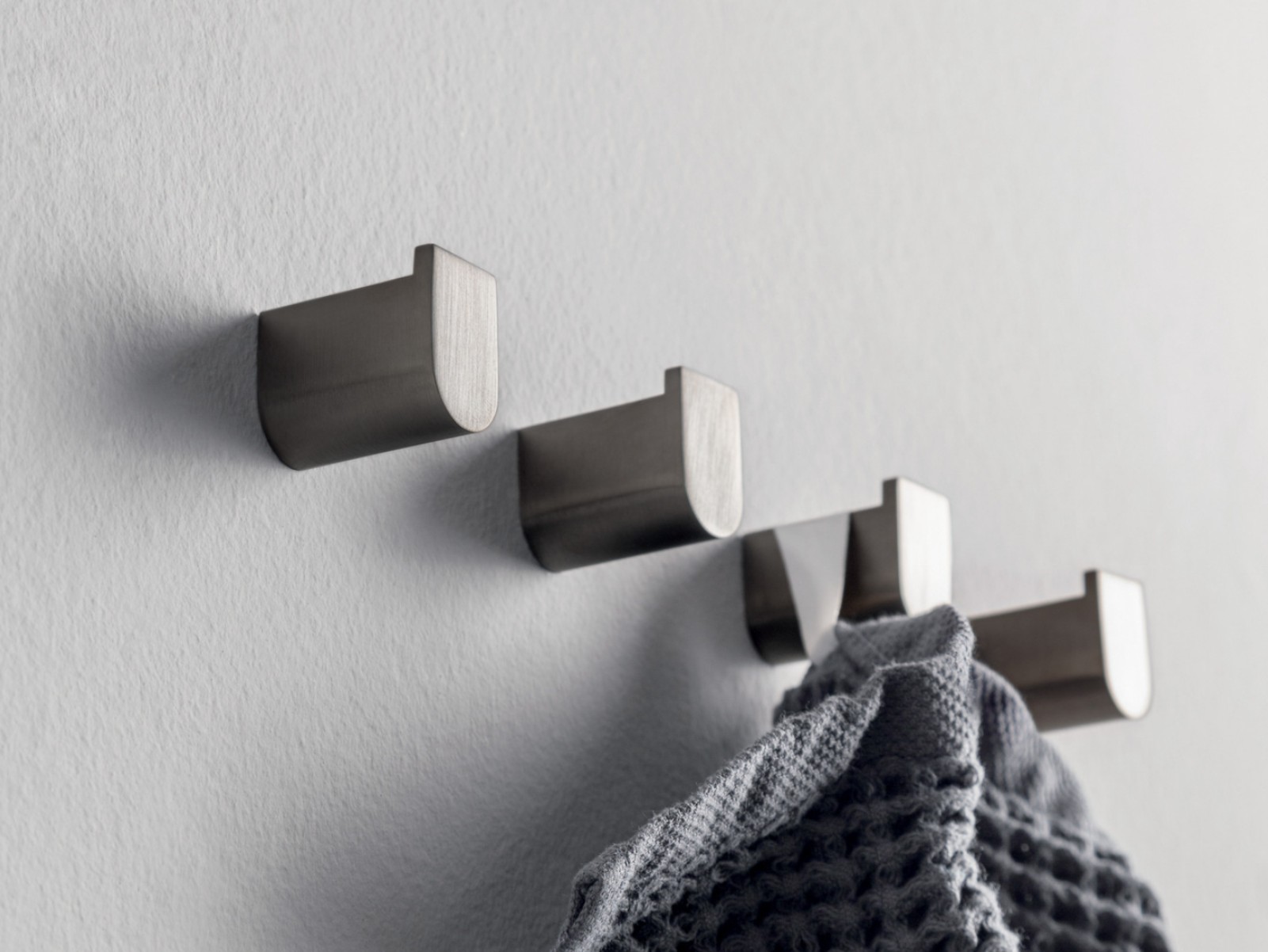 TAG Brass robe hook By Rubinetterie Treemme | design PHICUBO