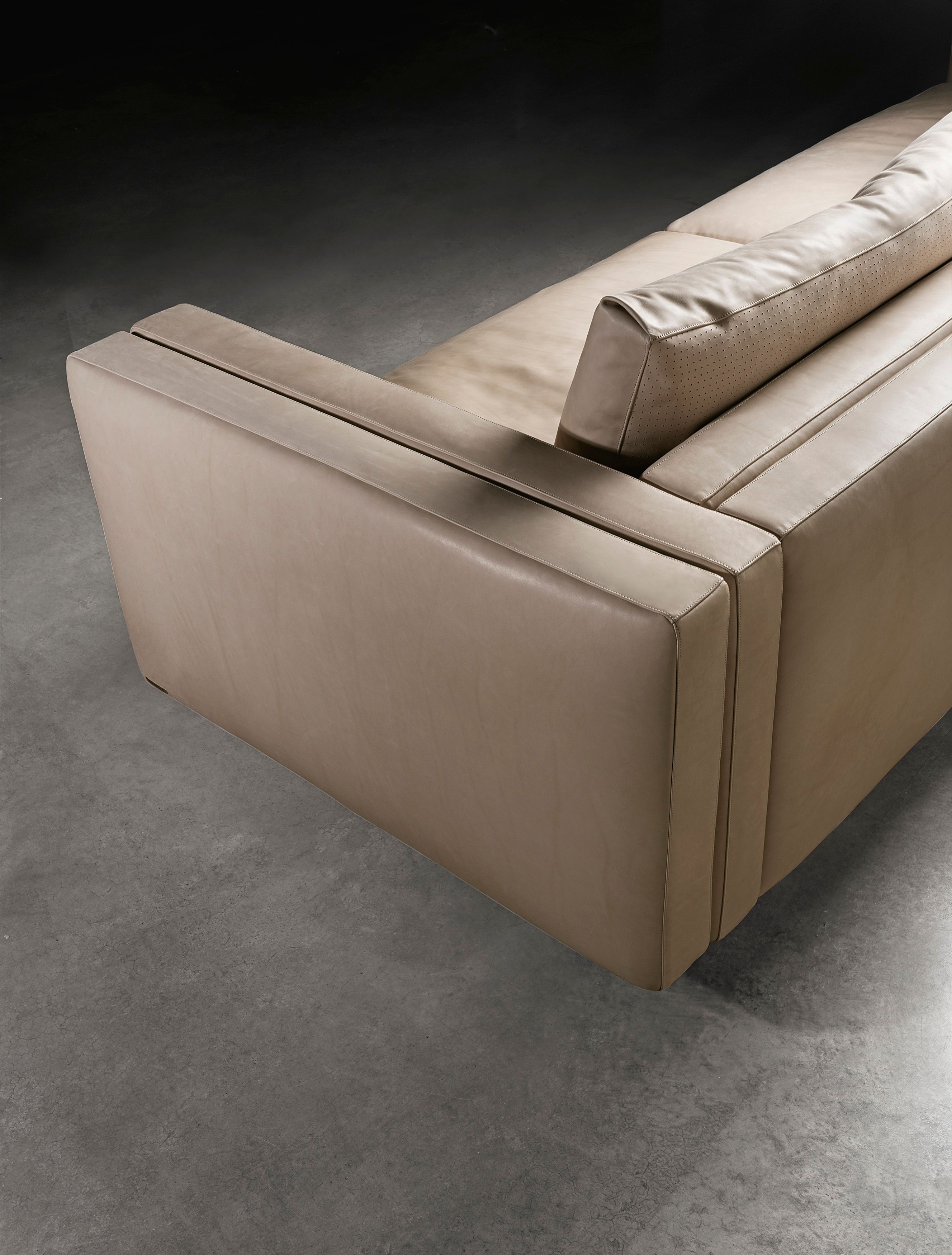 TAYLOR | 3 seater sofa By Visionnaire design Giuseppe Viganò