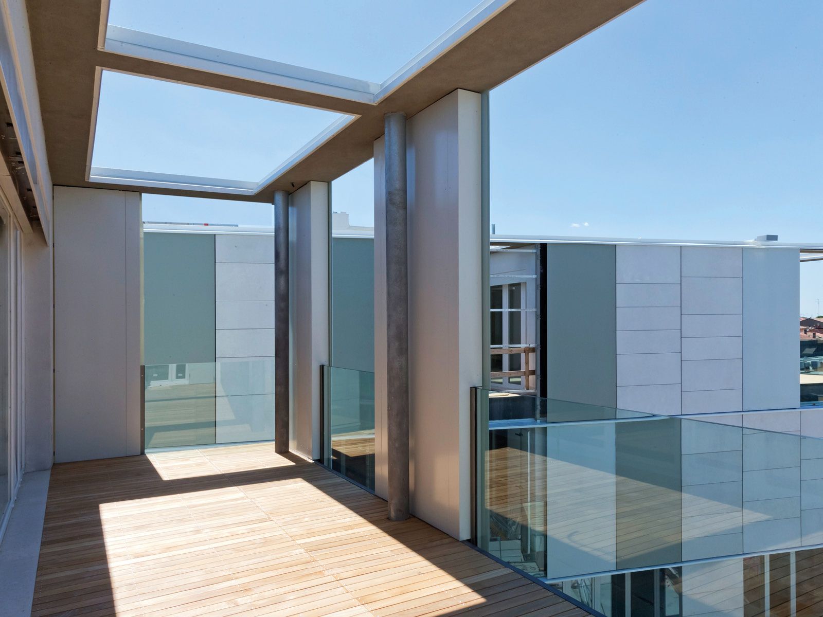 TEAK ASIA decking By Ravaioli Legnami