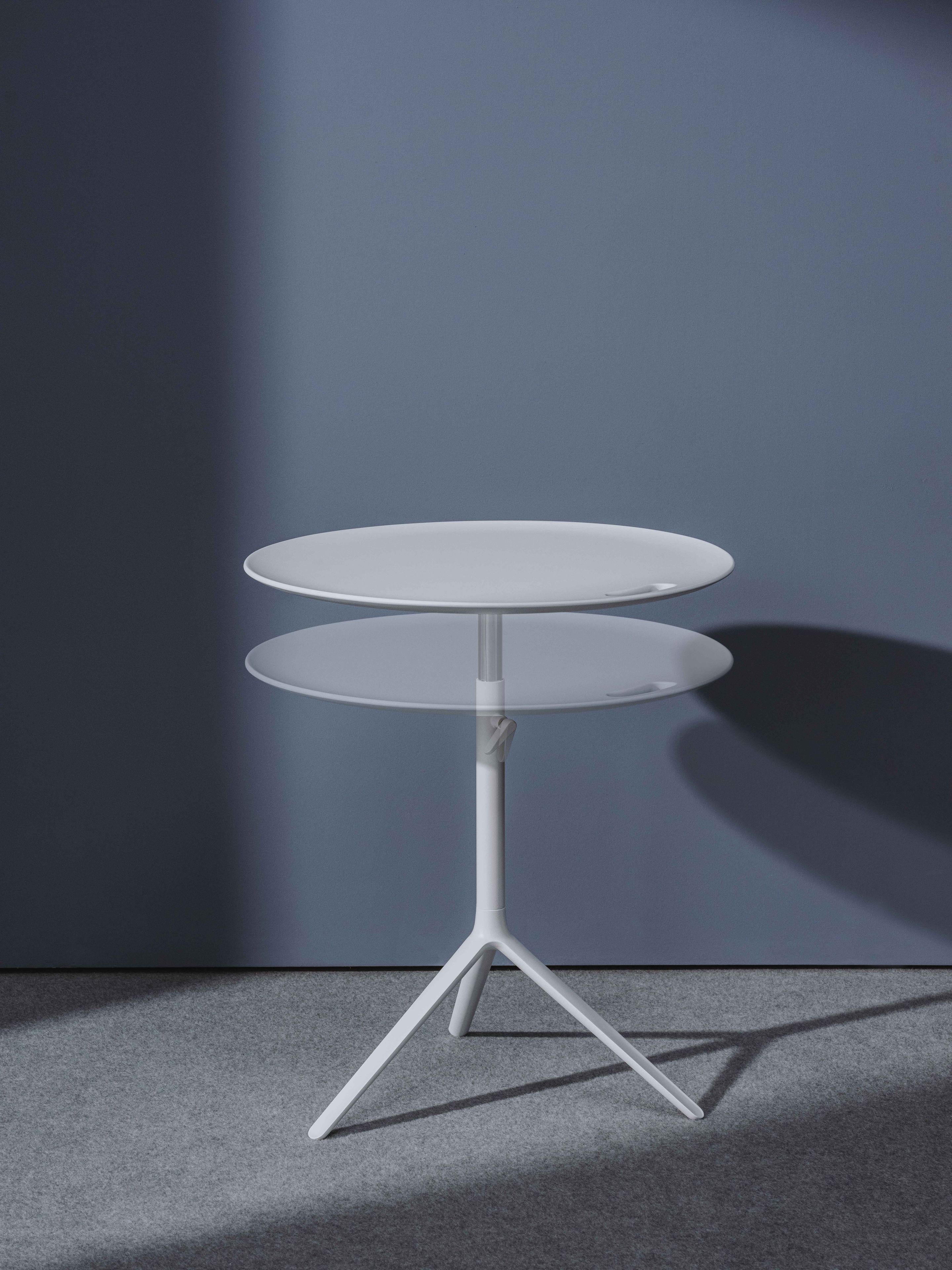 TRIADA OCCASIONAL ME6072 Coffee table By Andreu World | design Benjamin ...