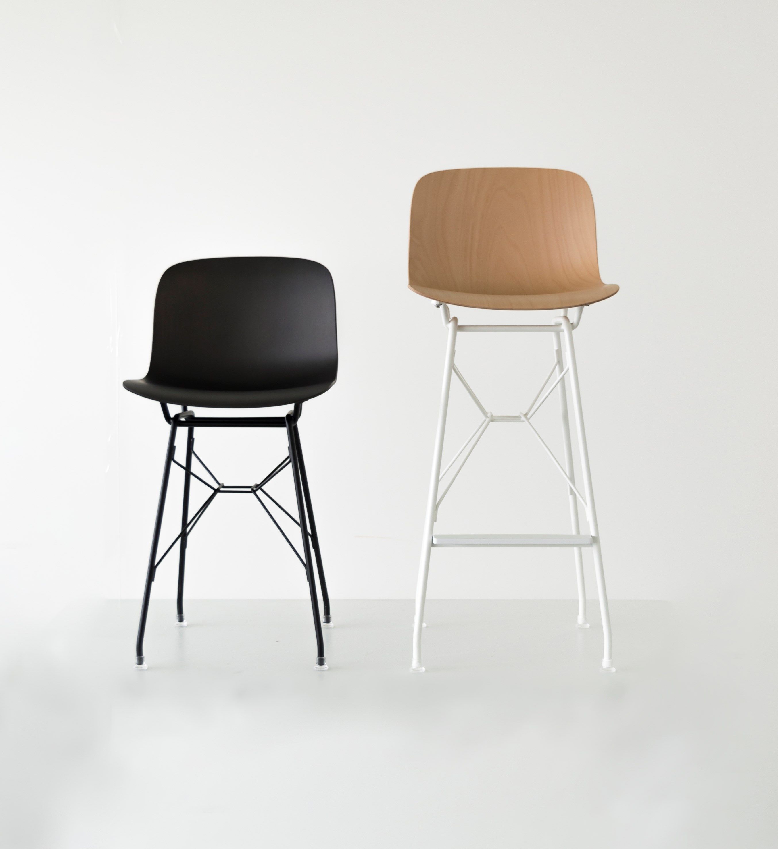 TROY | High stool Troy Collection By Magis design Marcel Wanders Studio