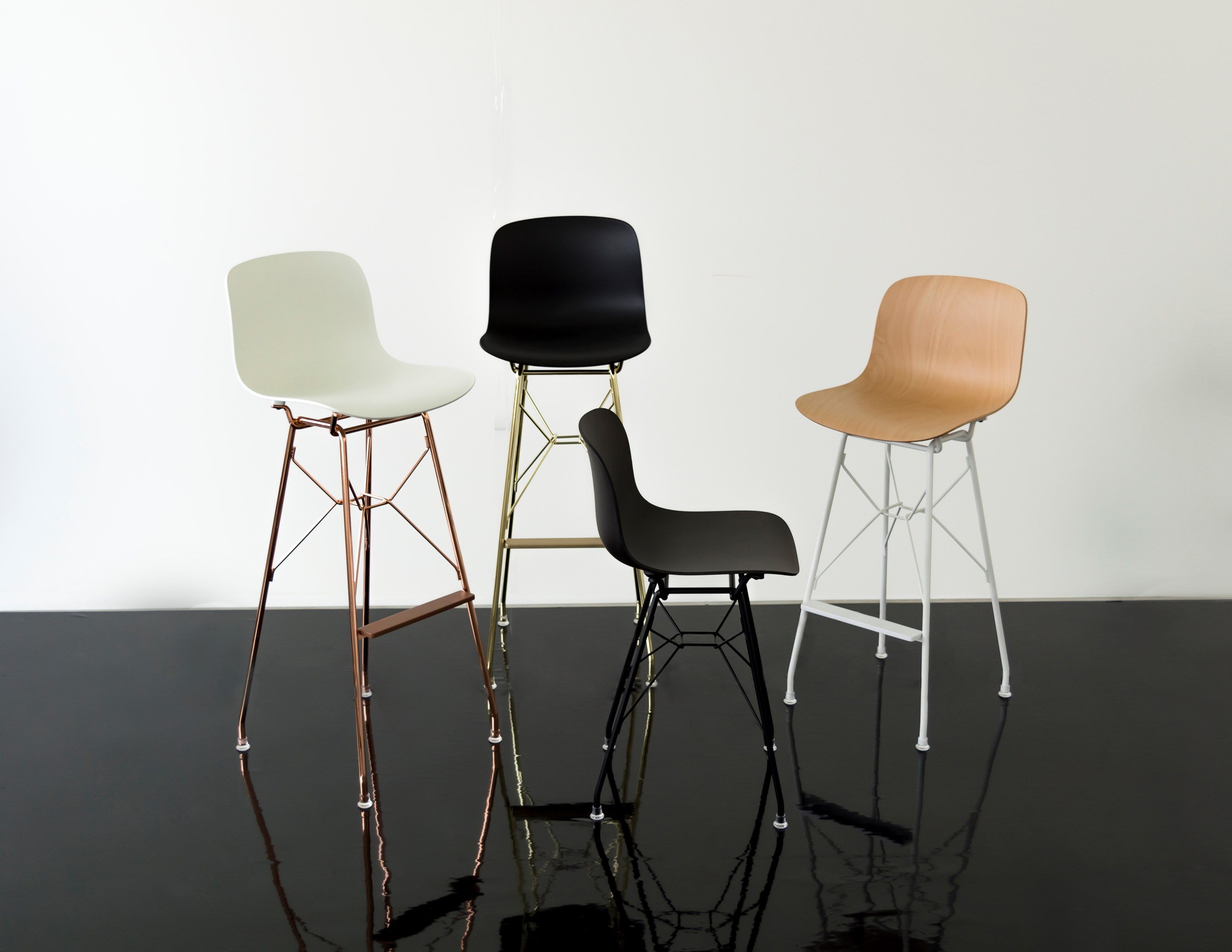 TROY | High stool Troy Collection By Magis design Marcel Wanders Studio