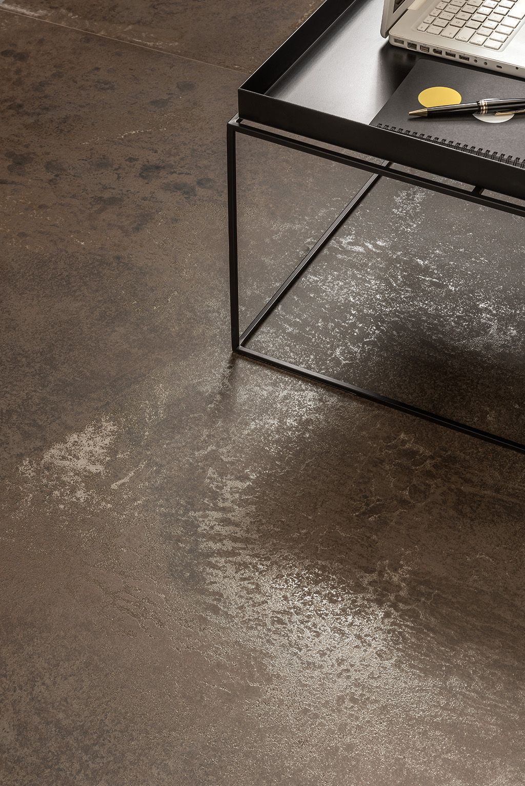 ULTRA METAL - BROWN ZINC Porcelain stoneware wall/floor tiles with ...