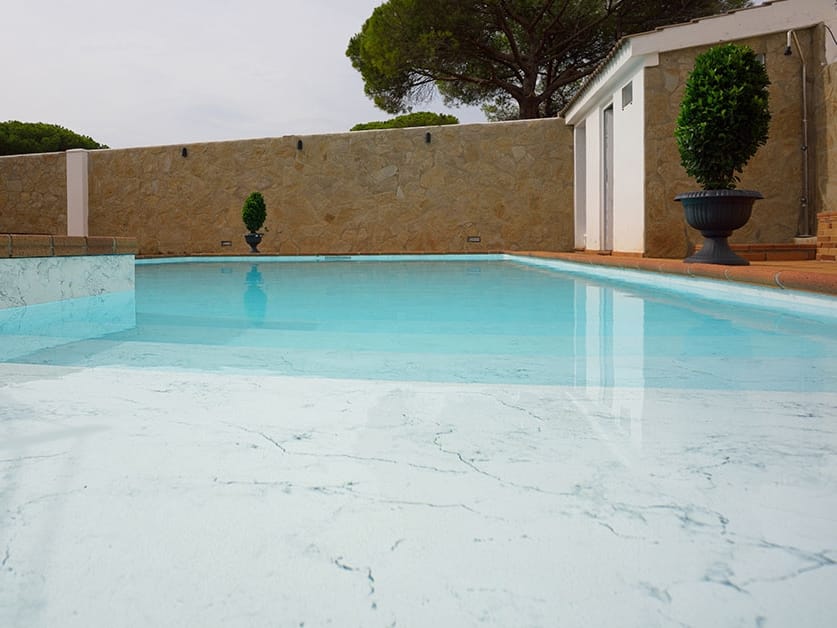 TOUCH VANITY Anti-slip Pool liner By RENOLIT ALKORPLAN Pools