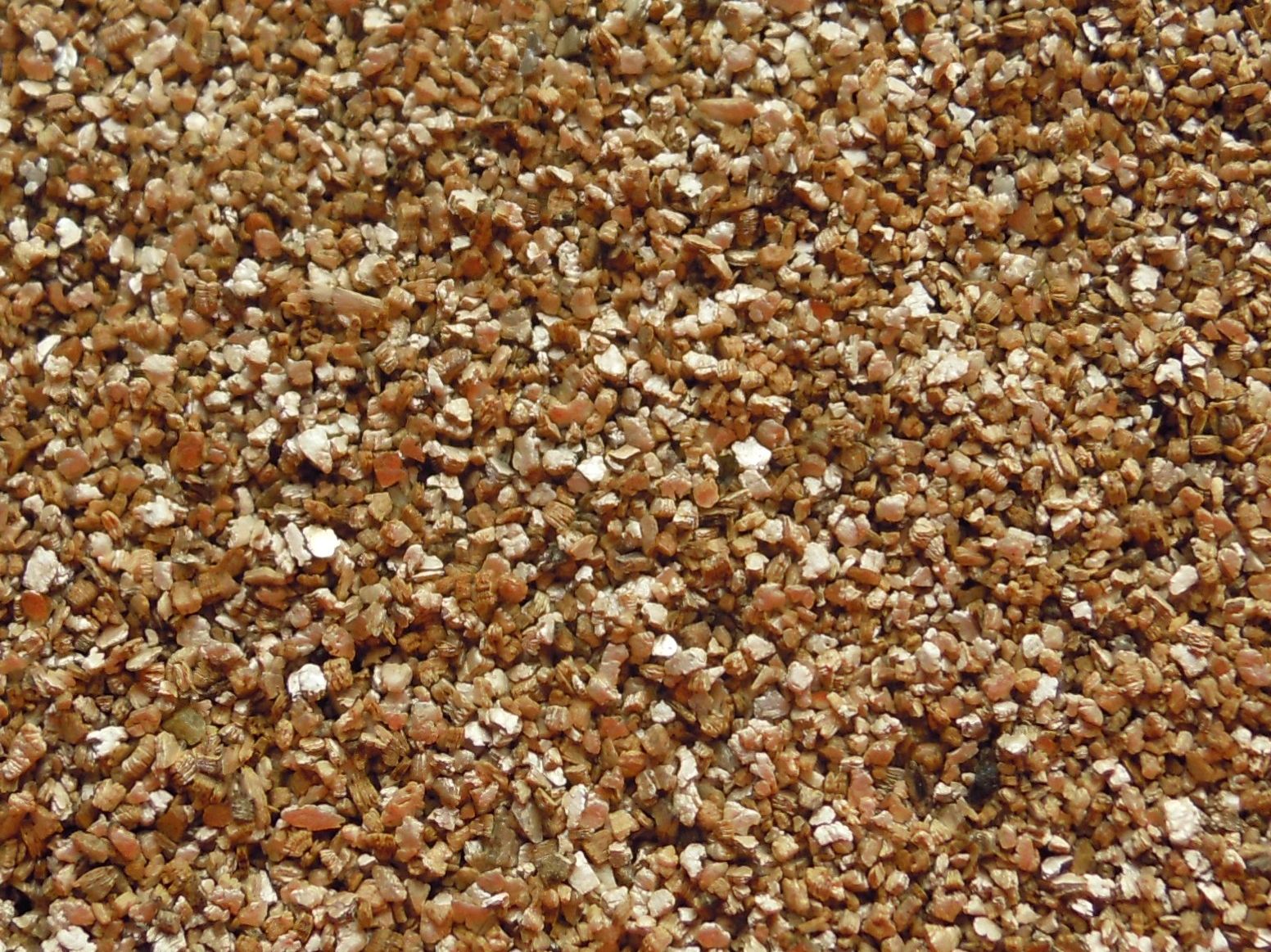 VERMICULITE SUPERFINE Loose mineral aggregate By Perlite Italiana