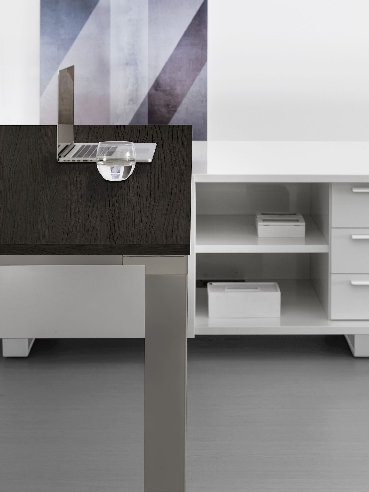 VERTIGO Office desk By DVO | design Antonio Morello