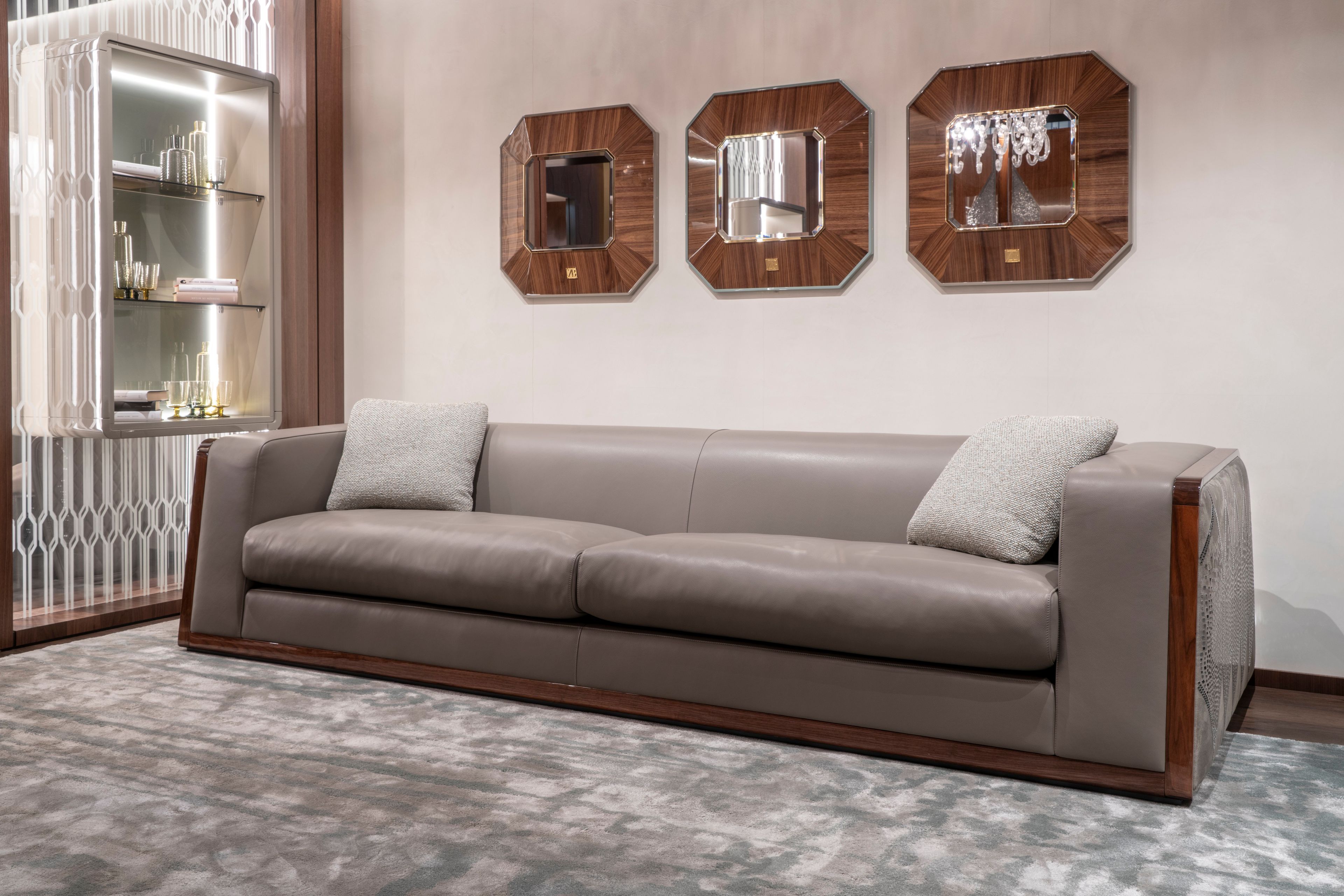 VERTIGO | Sofá 4 lugares By BRUNO ZAMPA