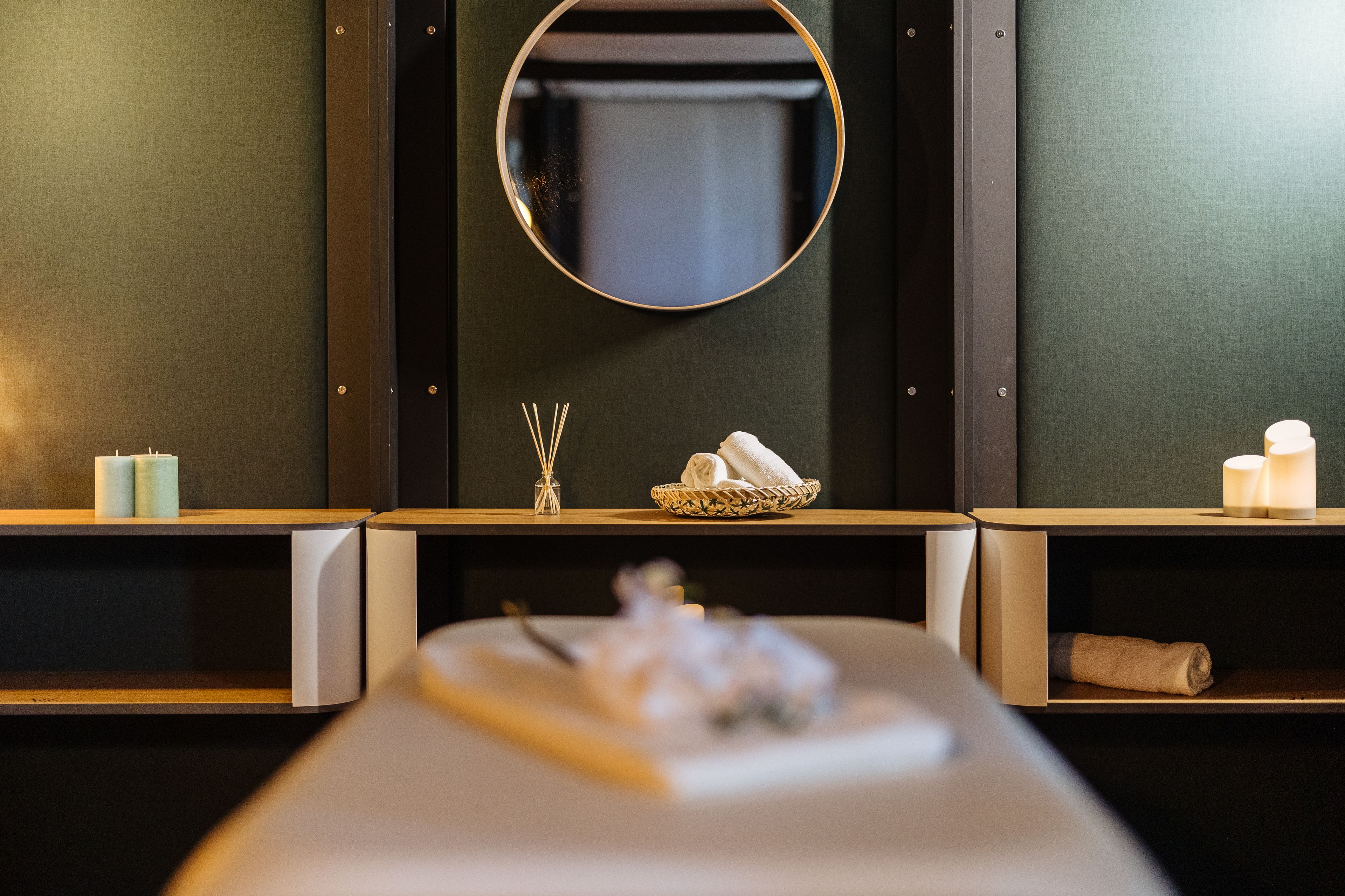 VICBOOTH SPA office booth By Vicoustic