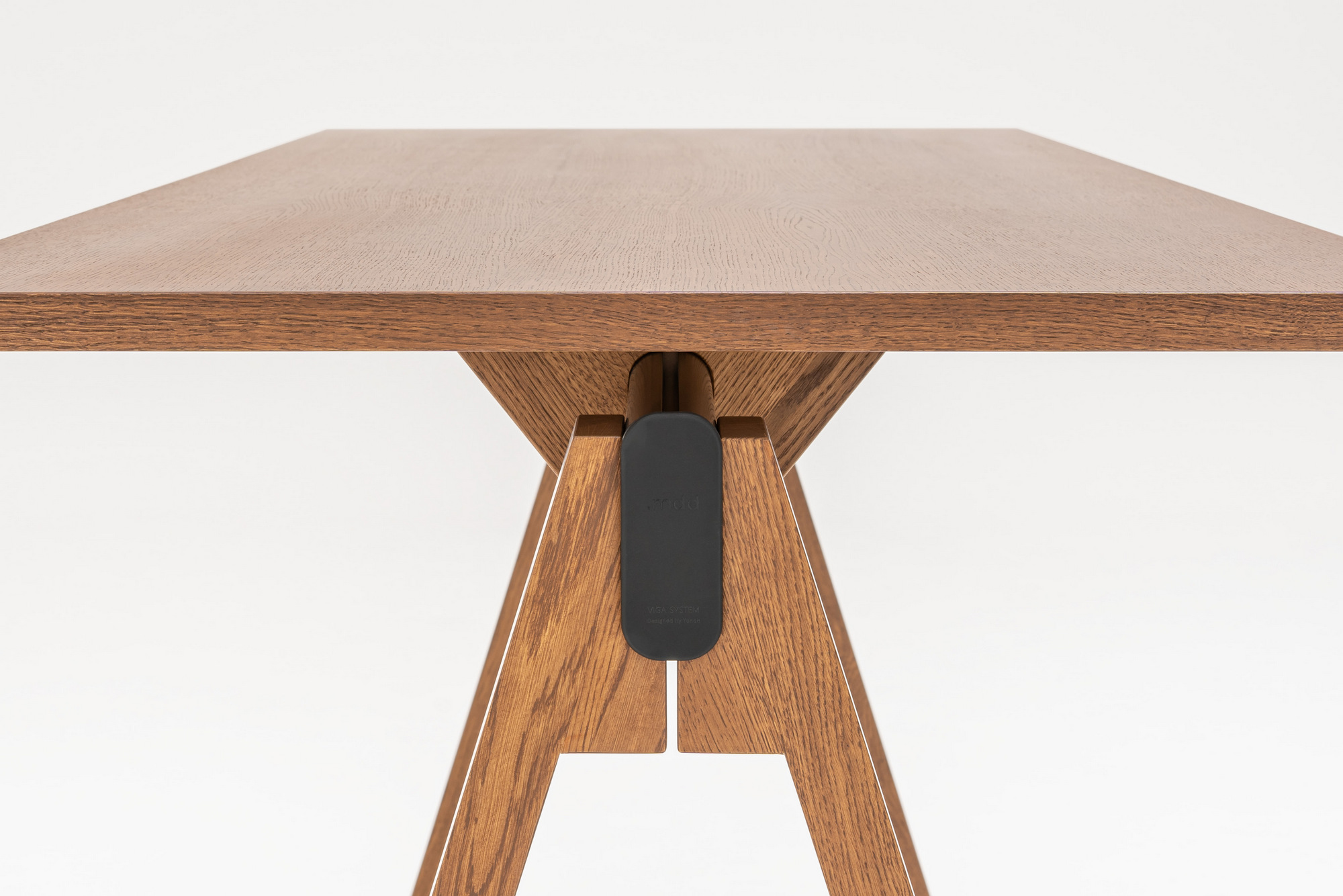 VIGA Rectangular wooden High meeting table By MDD | design YONOH
