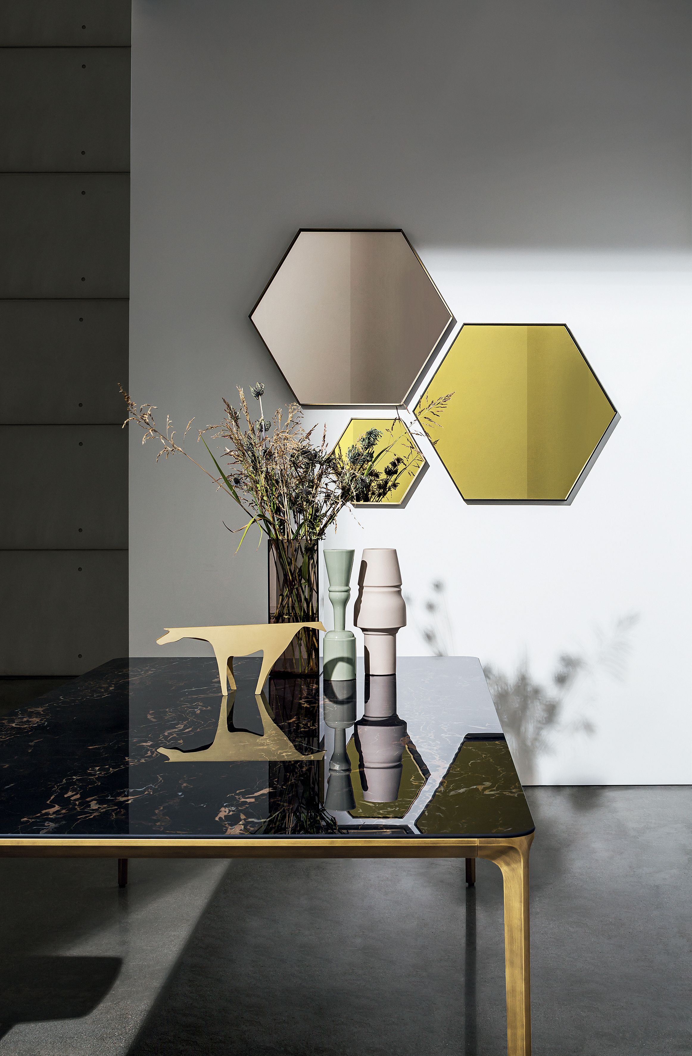 VISUAL HEXAGONAL Wall-mounted mirror By Sovet italia | design Lievore Altherr Molina