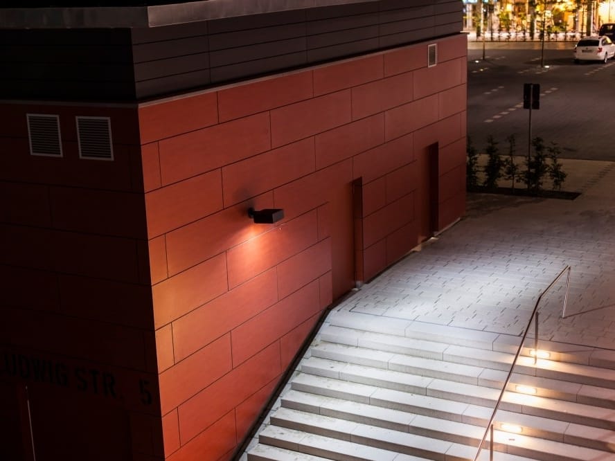 DELPHI | Wall-mounted street lamp Delphi Collection By iGuzzini