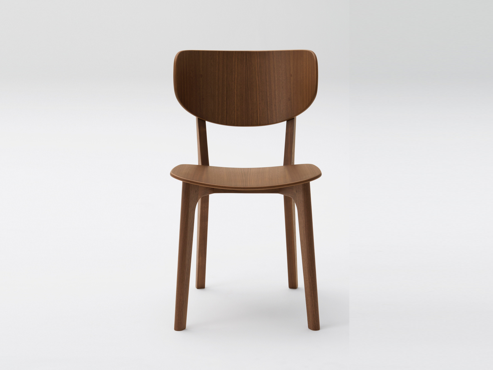 ROUNDISH Walnut chair By Maruni | design Naoto Fukasawa