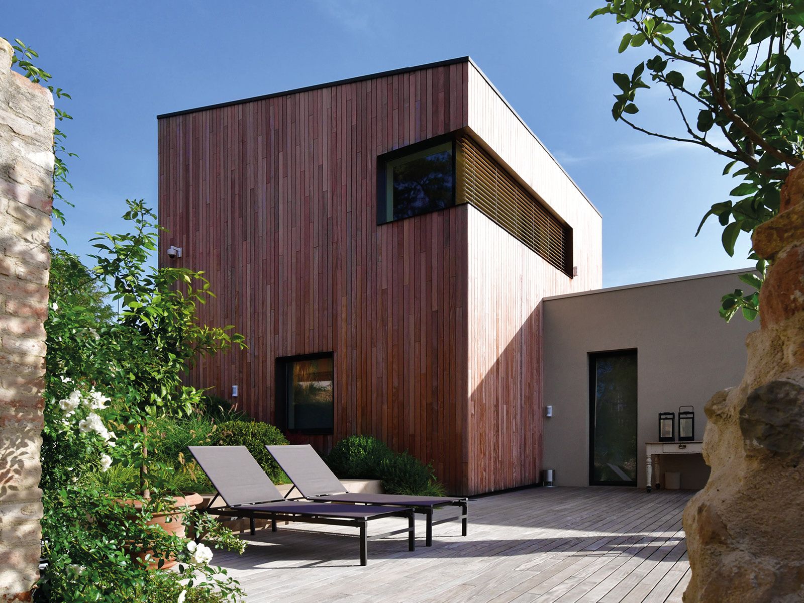 Wooden Façades and Ceiling Wood panel for facade By Ravaioli Legnami