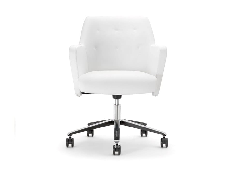 WRAP PLUS 03 Swivel office chair with armrests with 5-Spoke base By ...