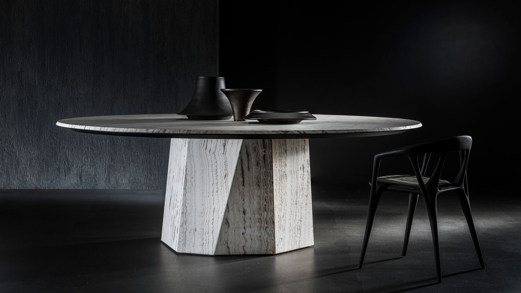 Round stone table ZENITH STONE By Henge design Massimo Castagna