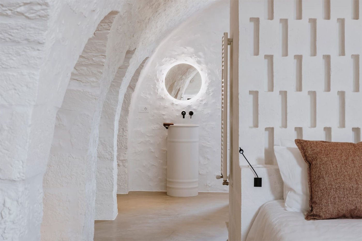 Agape Destinations | 'Molteni Mondo' | Flos Icons | ADA 2024